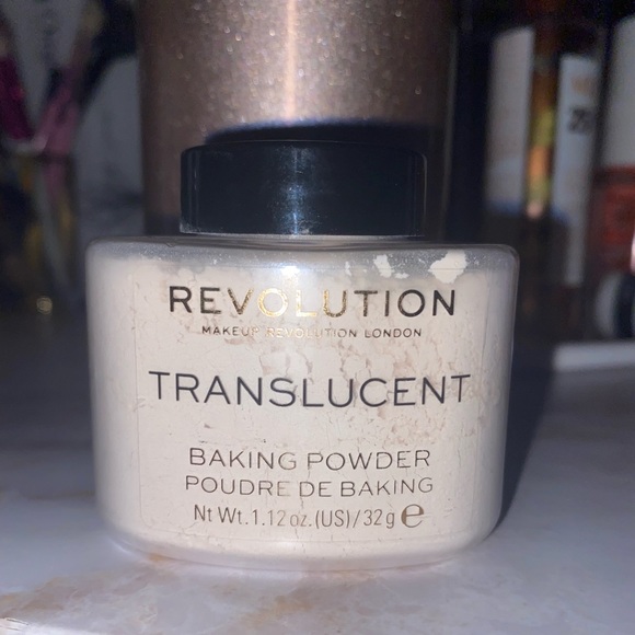 Revolution | Makeup | Revolution Translucent Powder | Poshmark
